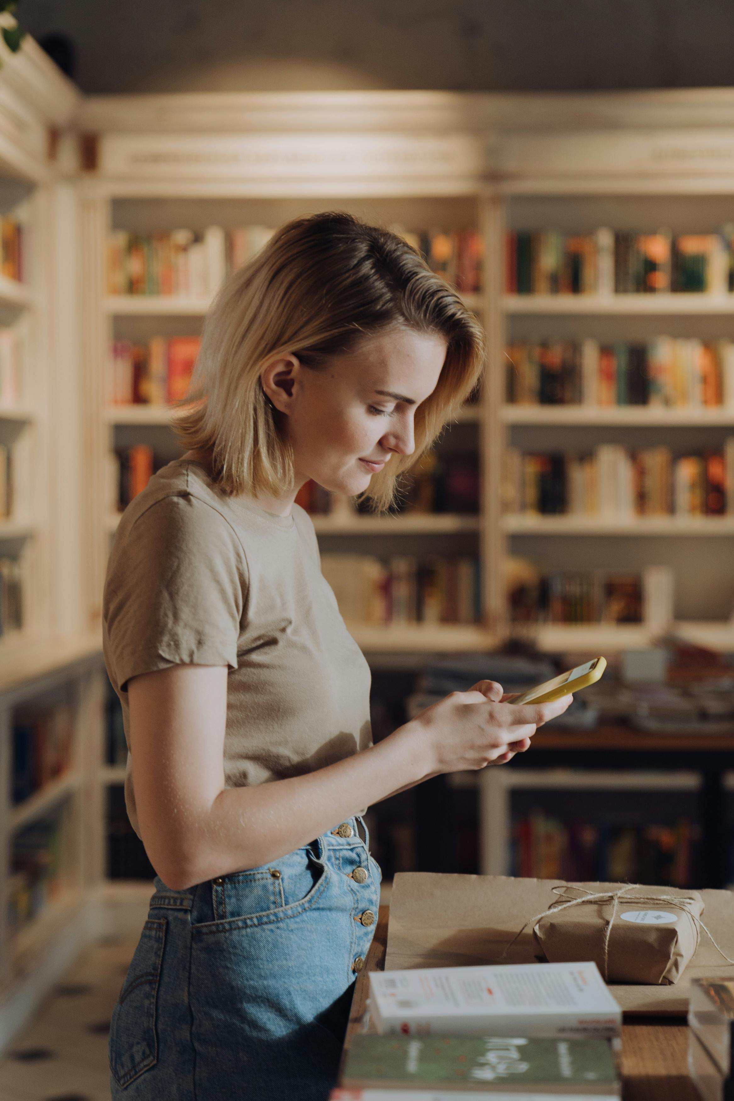 Instant Guest Communication | Enhance Hospitality Effortlessly | Runnr.ai